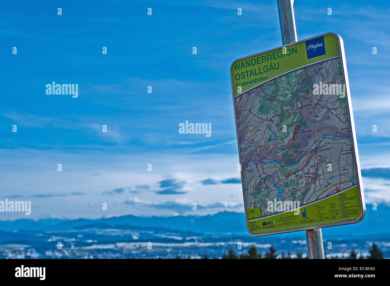 Cloud map symbols hi-res stock photography and images - Alamy