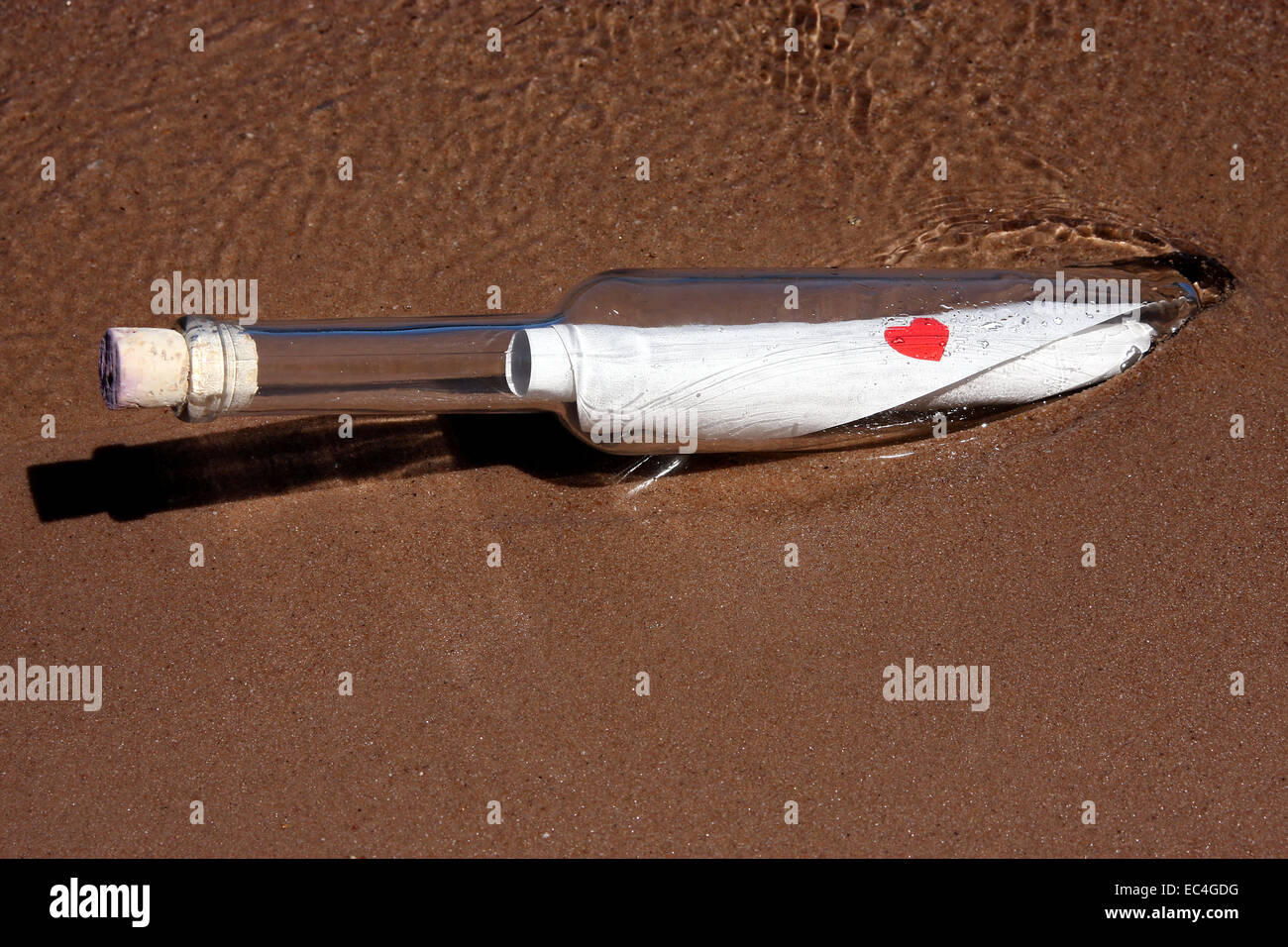 Water bottle symbols hi-res stock photography and images - Alamy