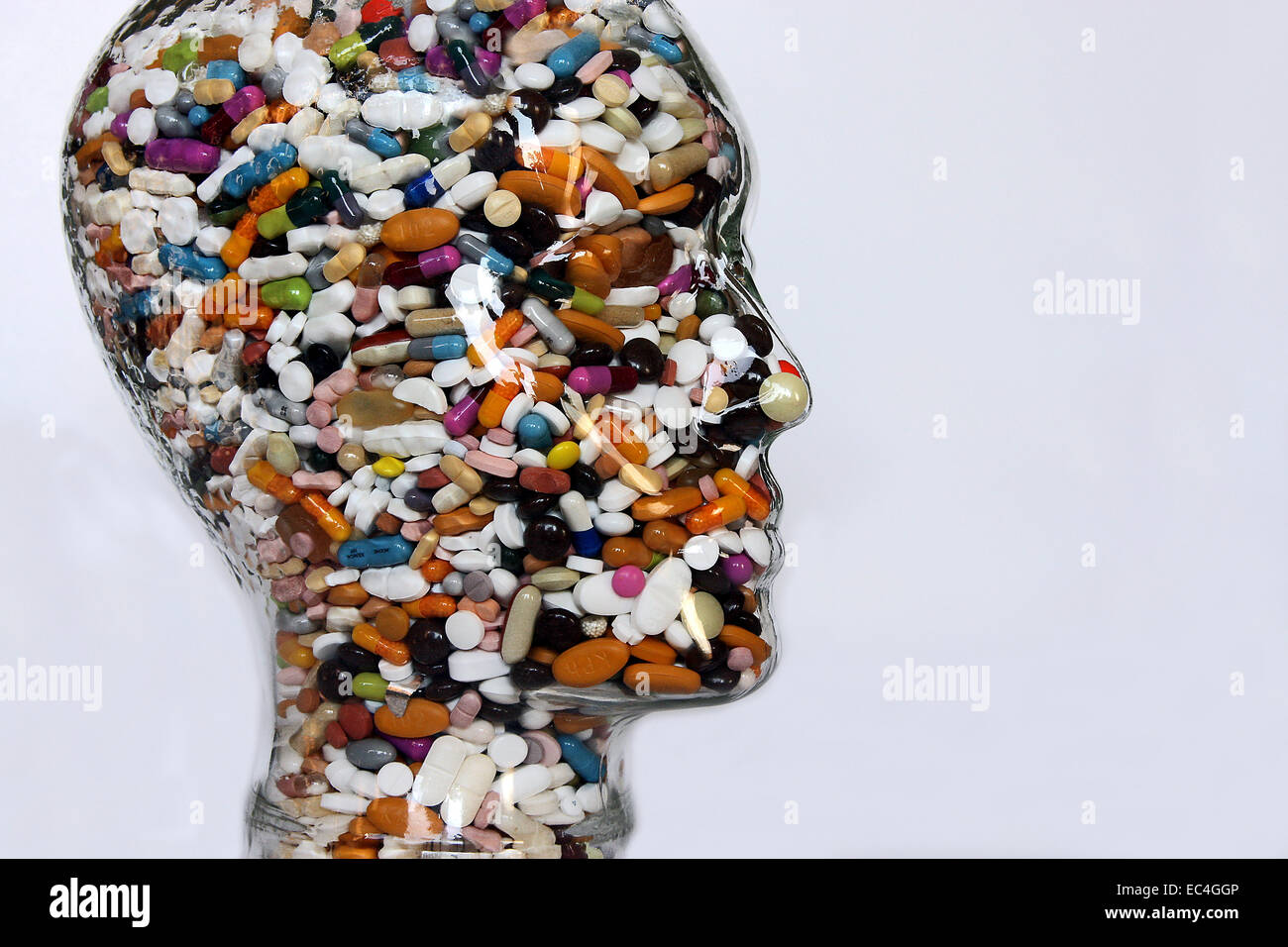 Flush pills hi-res stock photography and images - Alamy