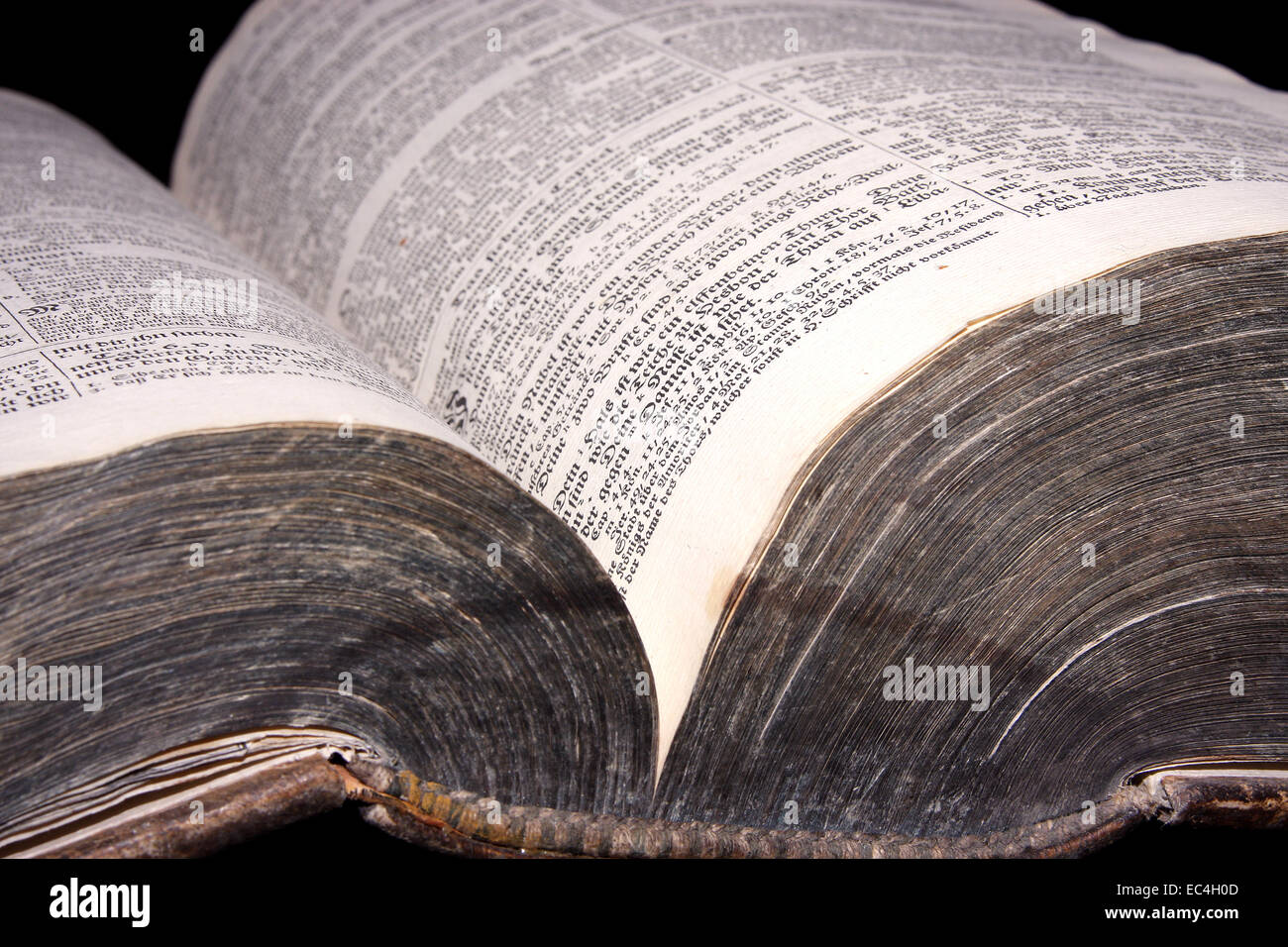 Martin luther bible leaf hi-res stock photography and images - Alamy