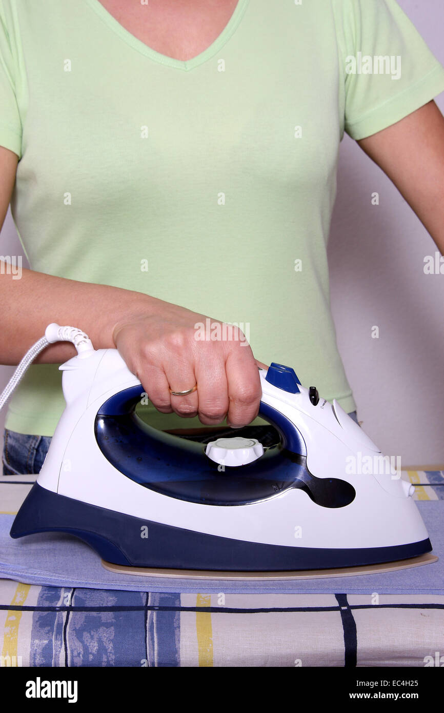 Ironing service hi-res stock photography and images - Alamy