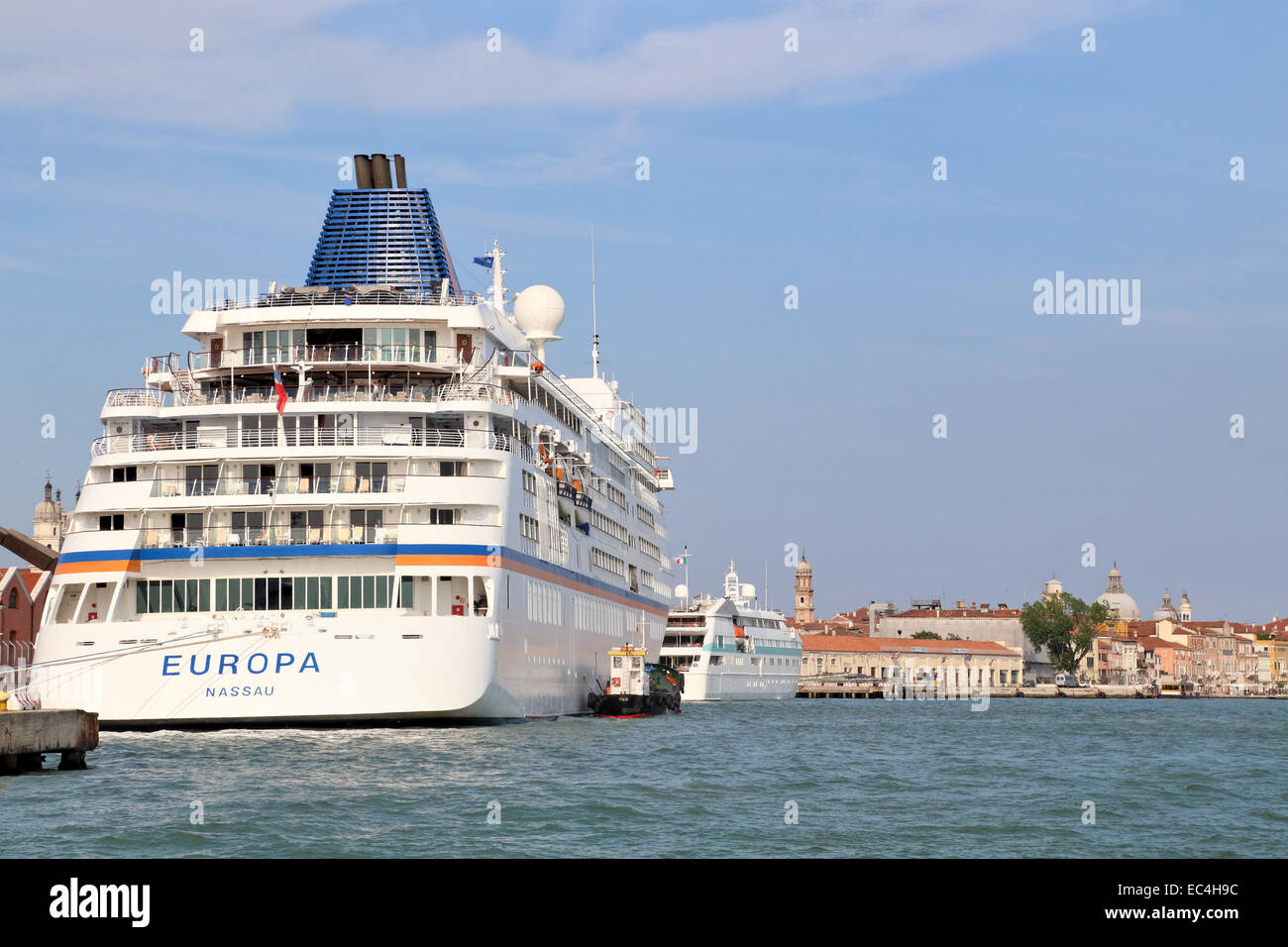 Europa hapag lloyd cruises hi-res stock photography and images - Alamy