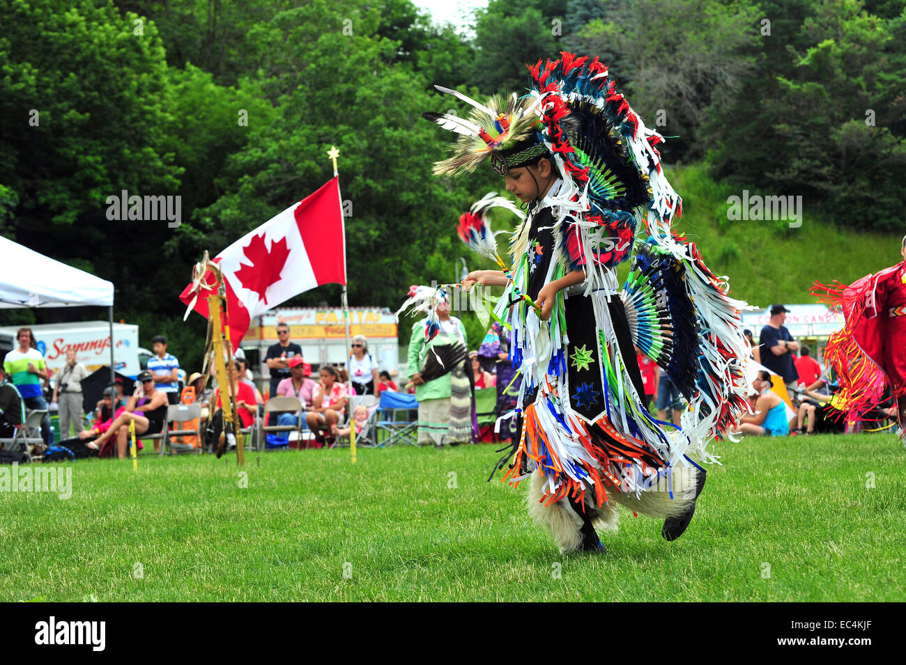Native Canadian Dancing High Resolution Stock Photography and Images ...