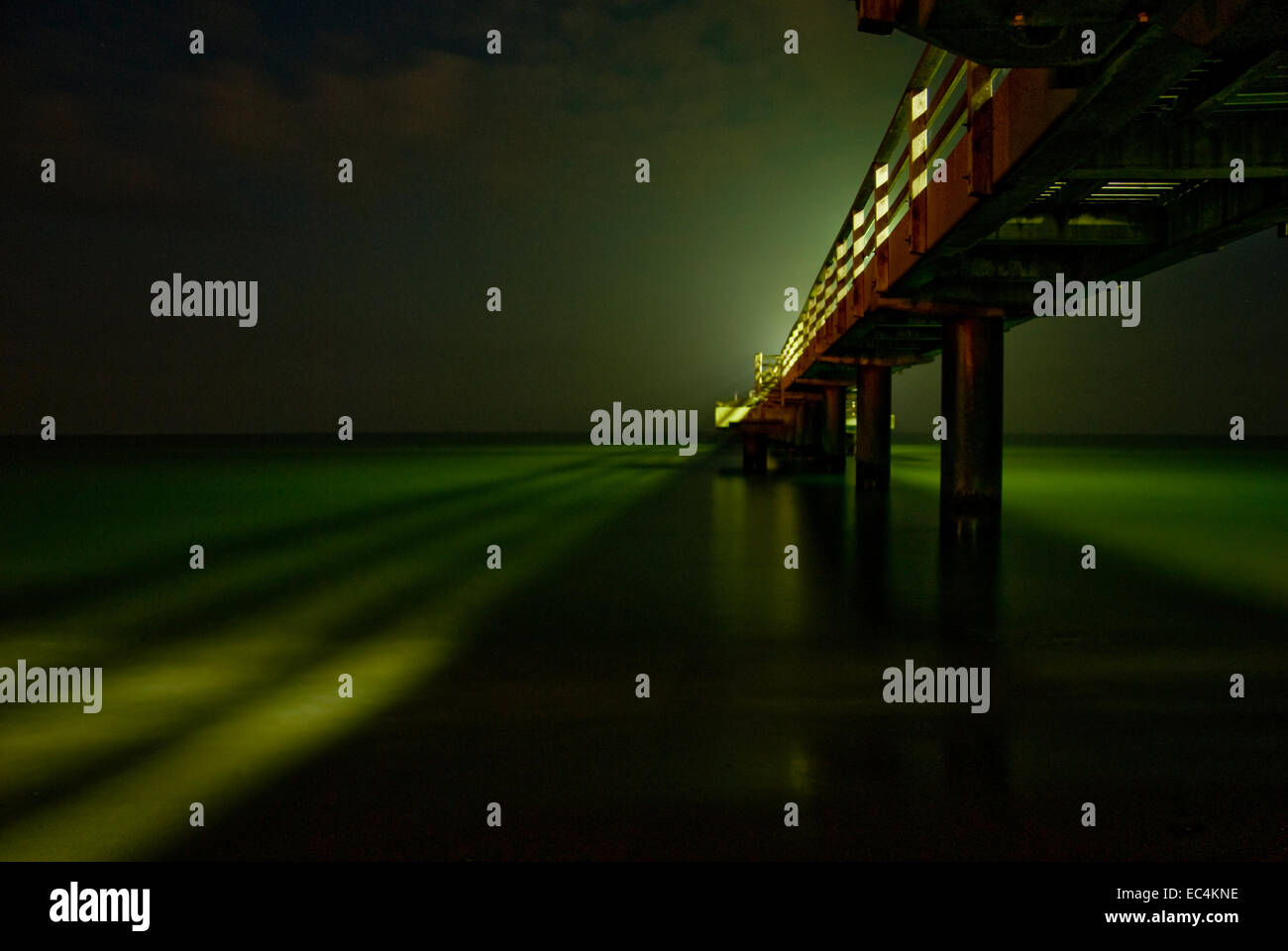 pier by night Stock Photo - Alamy