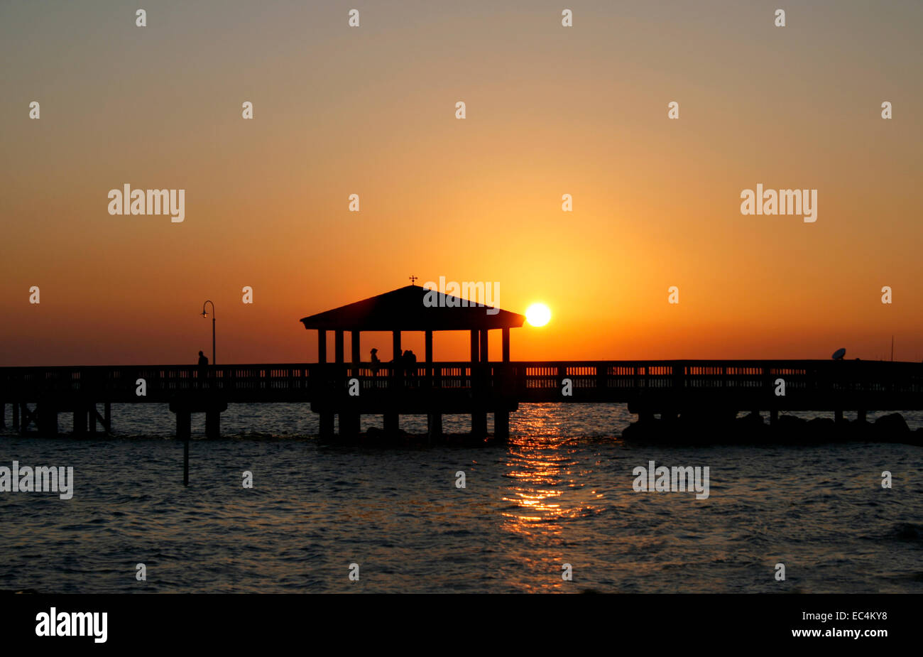 Beautiful sunset in miami hi-res stock photography and images - Alamy