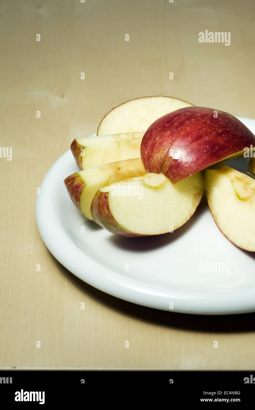 Apple sliced hi-res stock photography and images - Alamy