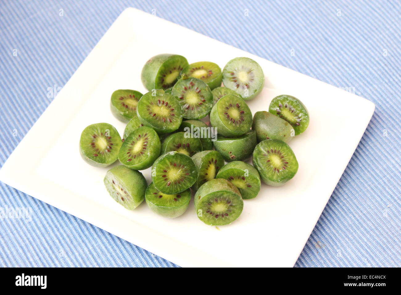 Minikiwis hi-res stock photography and images - Alamy