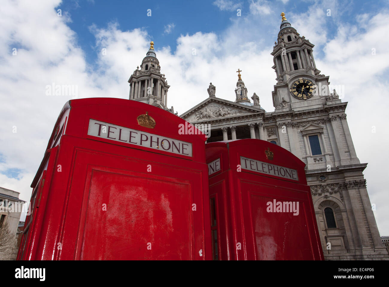 british telephone box Stock Photo - Alamy
