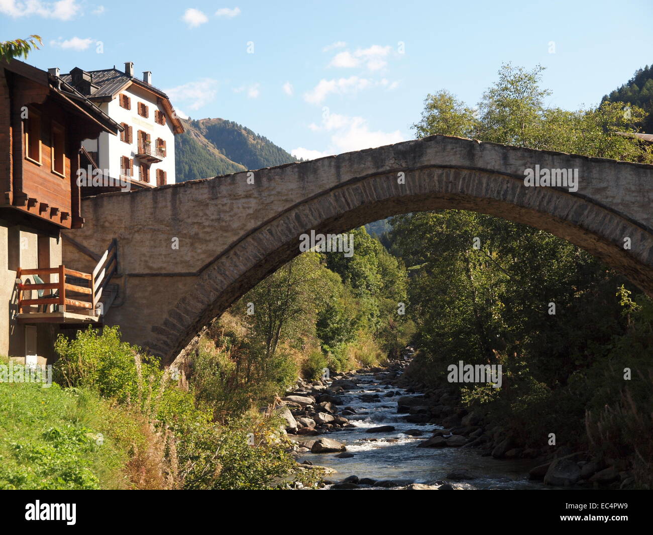 Binna hi-res stock photography and images - Alamy