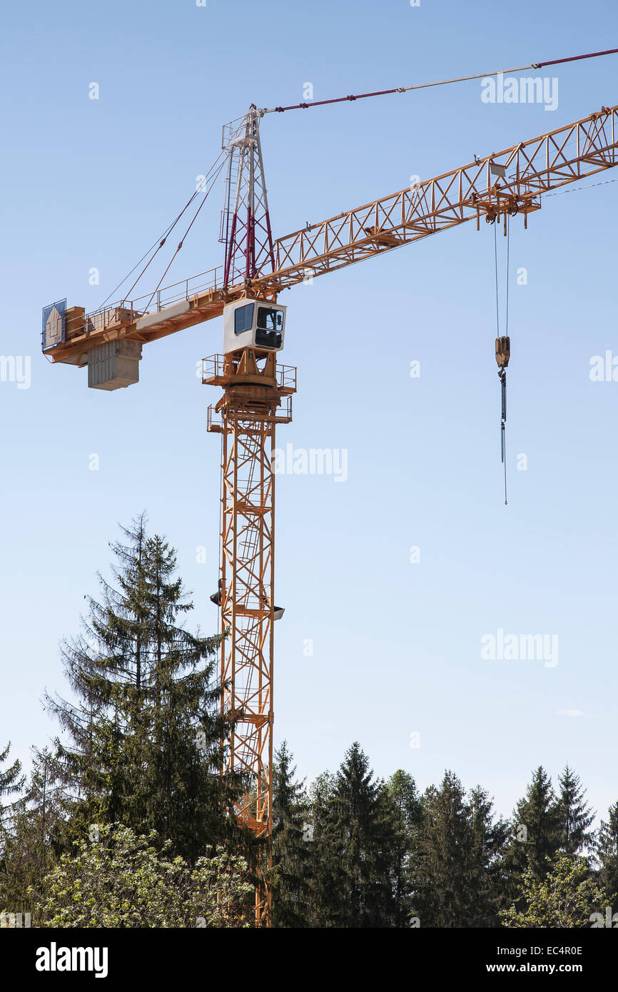 yellow construction crane Stock Photo - Alamy