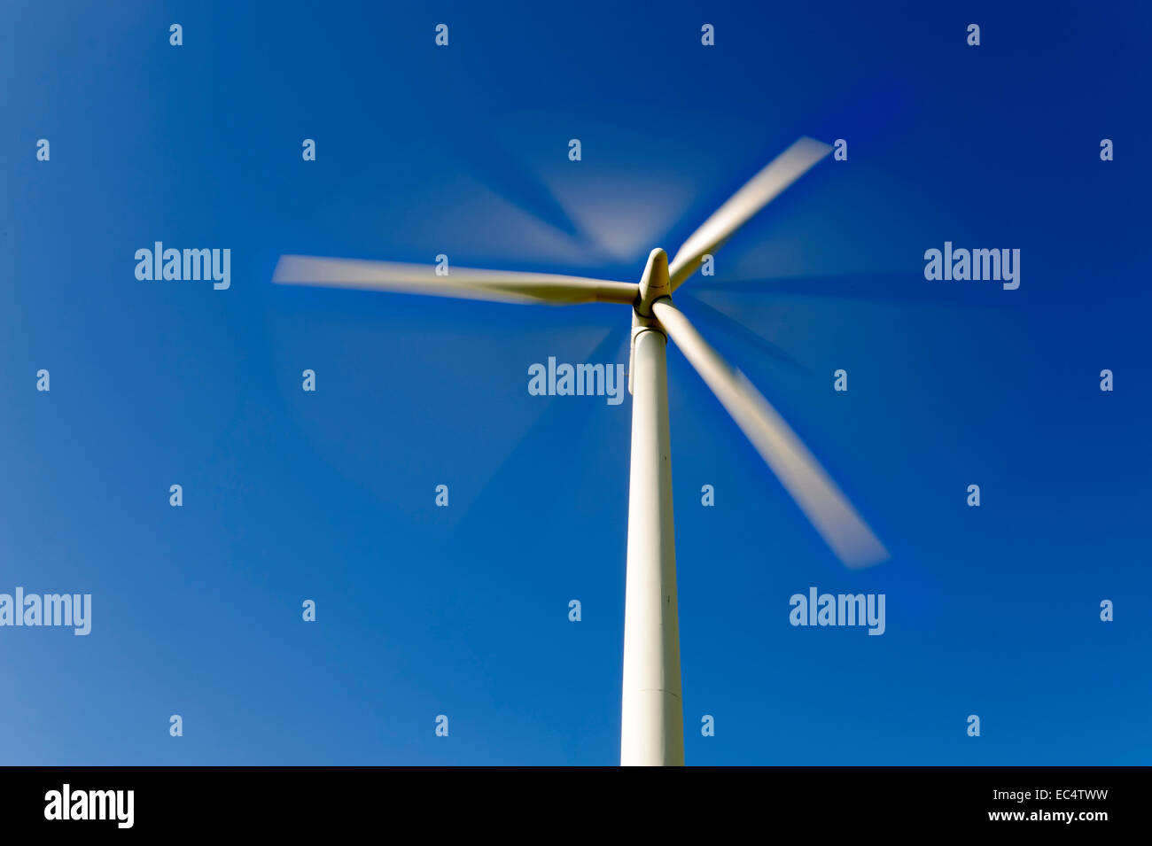 Spinning technology hi-res stock photography and images - Alamy