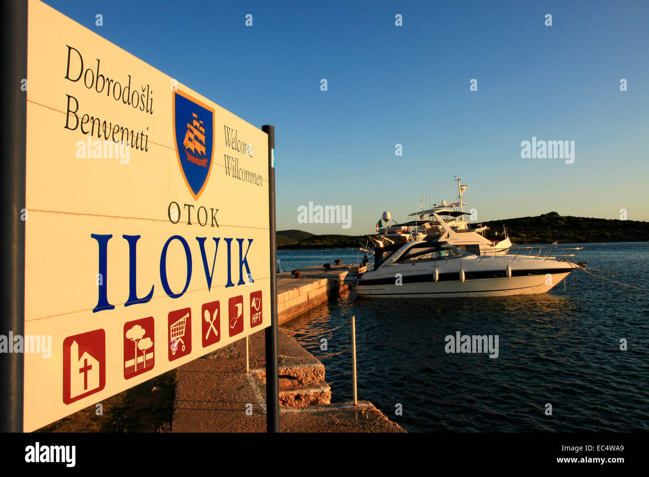 Croatia, Kvarner, Insel Ilovik, Mole Ilovik Stock Photo - Alamy