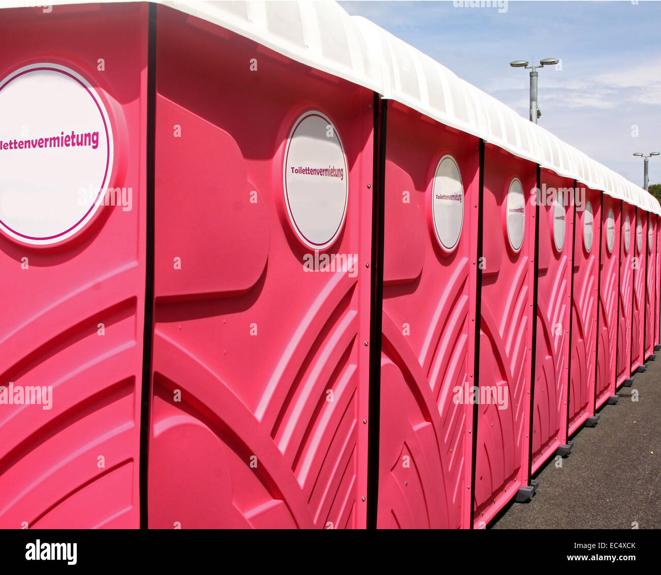 Pissoir hi-res stock photography and images - Alamy