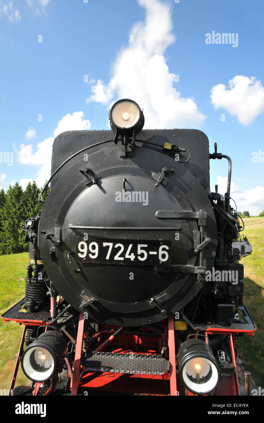 Reverse engine hi-res stock photography and images - Alamy