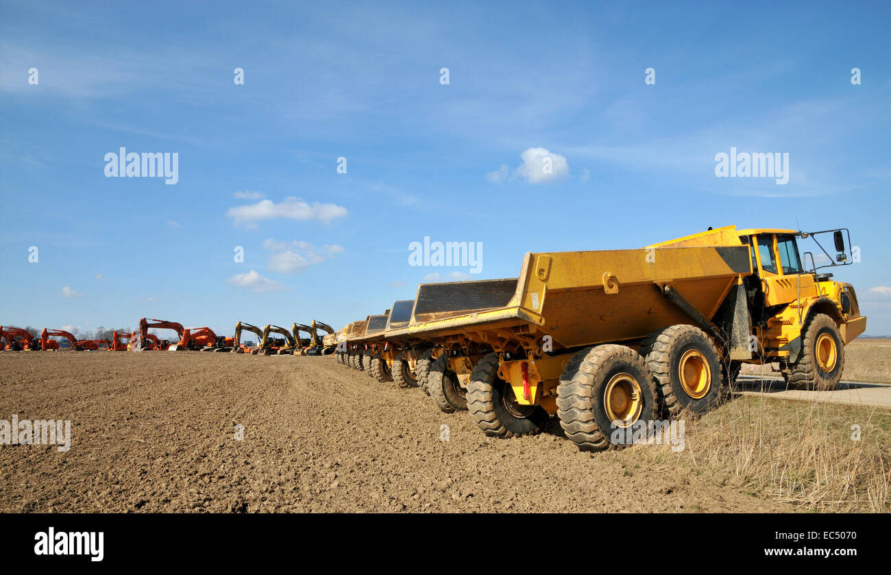 Dumper trucks hi-res stock photography and images - Alamy