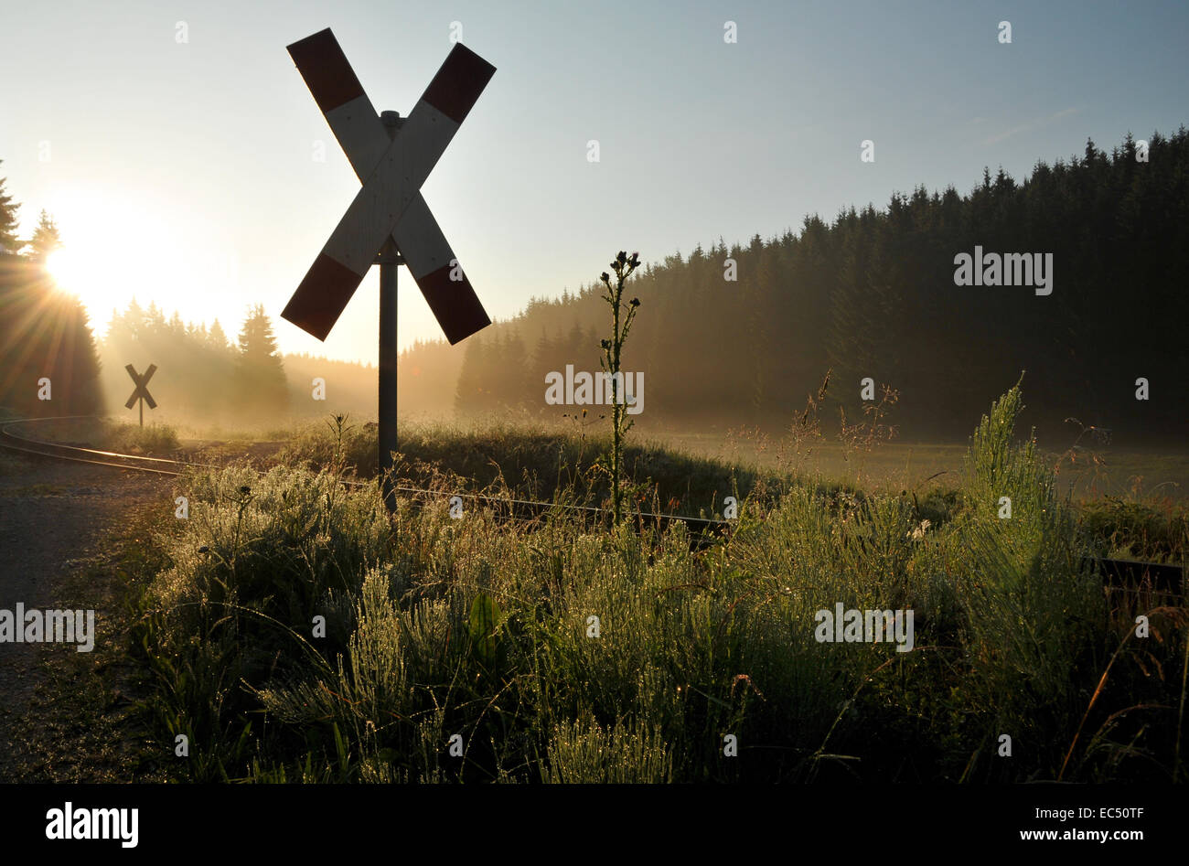 Andrew cross hi-res stock photography and images - Alamy