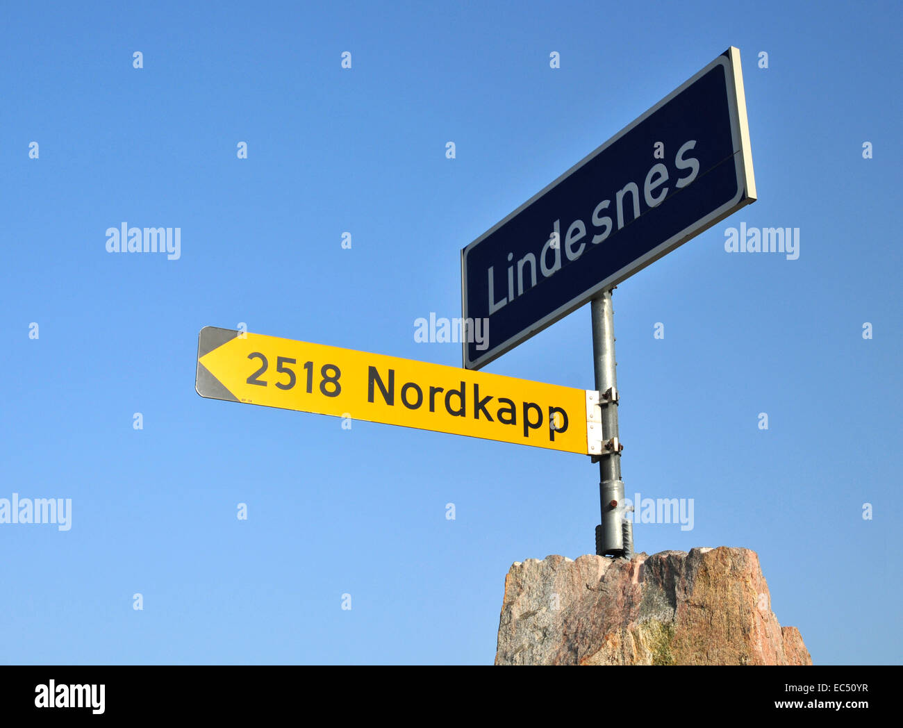 Norwegian information sign hi-res stock photography and images - Alamy