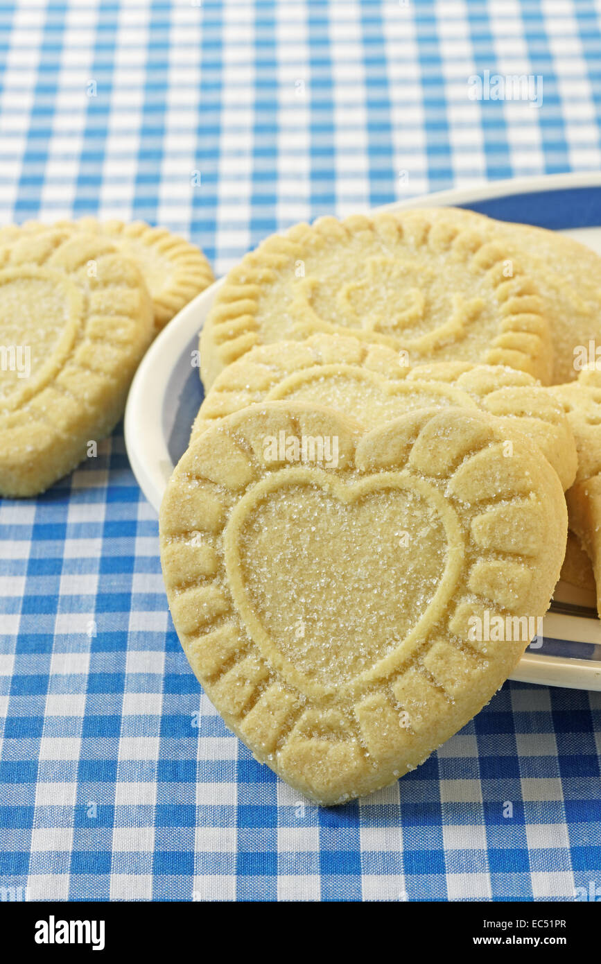 Heart shaped shortbread hi-res stock photography and images - Alamy