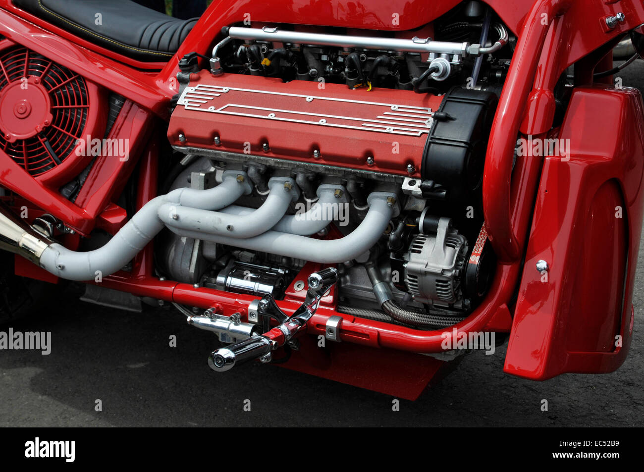 Eight Cylinder Engine Stock Photos & Eight Cylinder Engine Stock Images ...