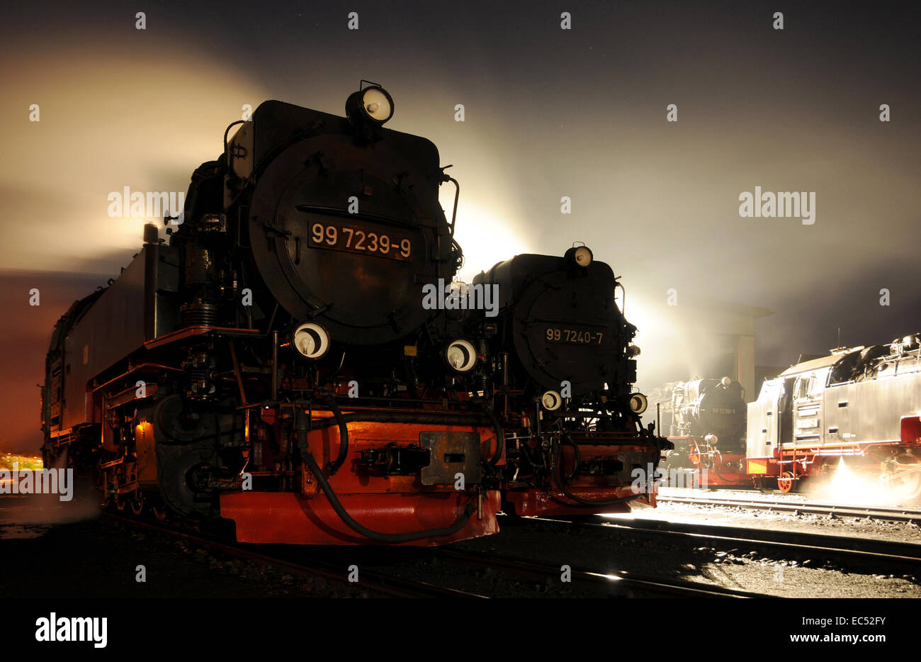 Steam locomotives at night hi-res stock photography and images - Alamy