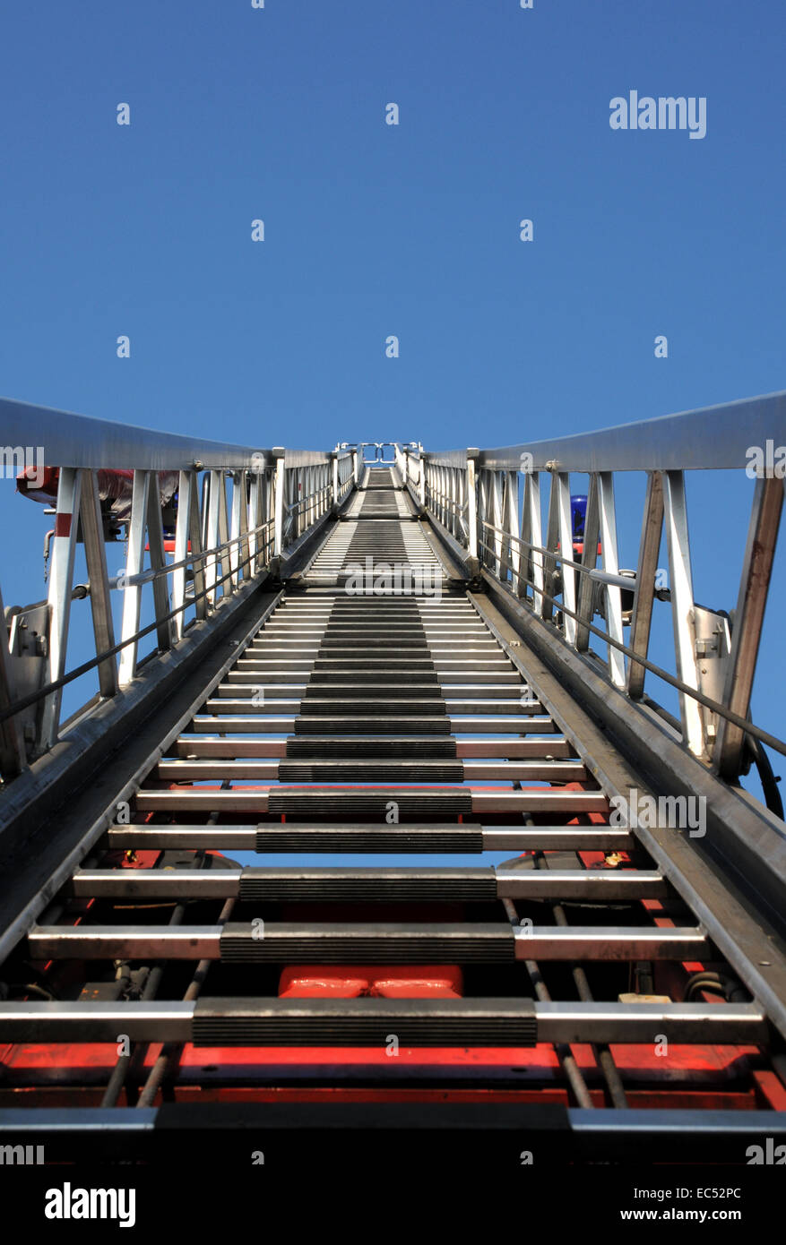 Telescopic ladder hi-res stock photography and images - Alamy