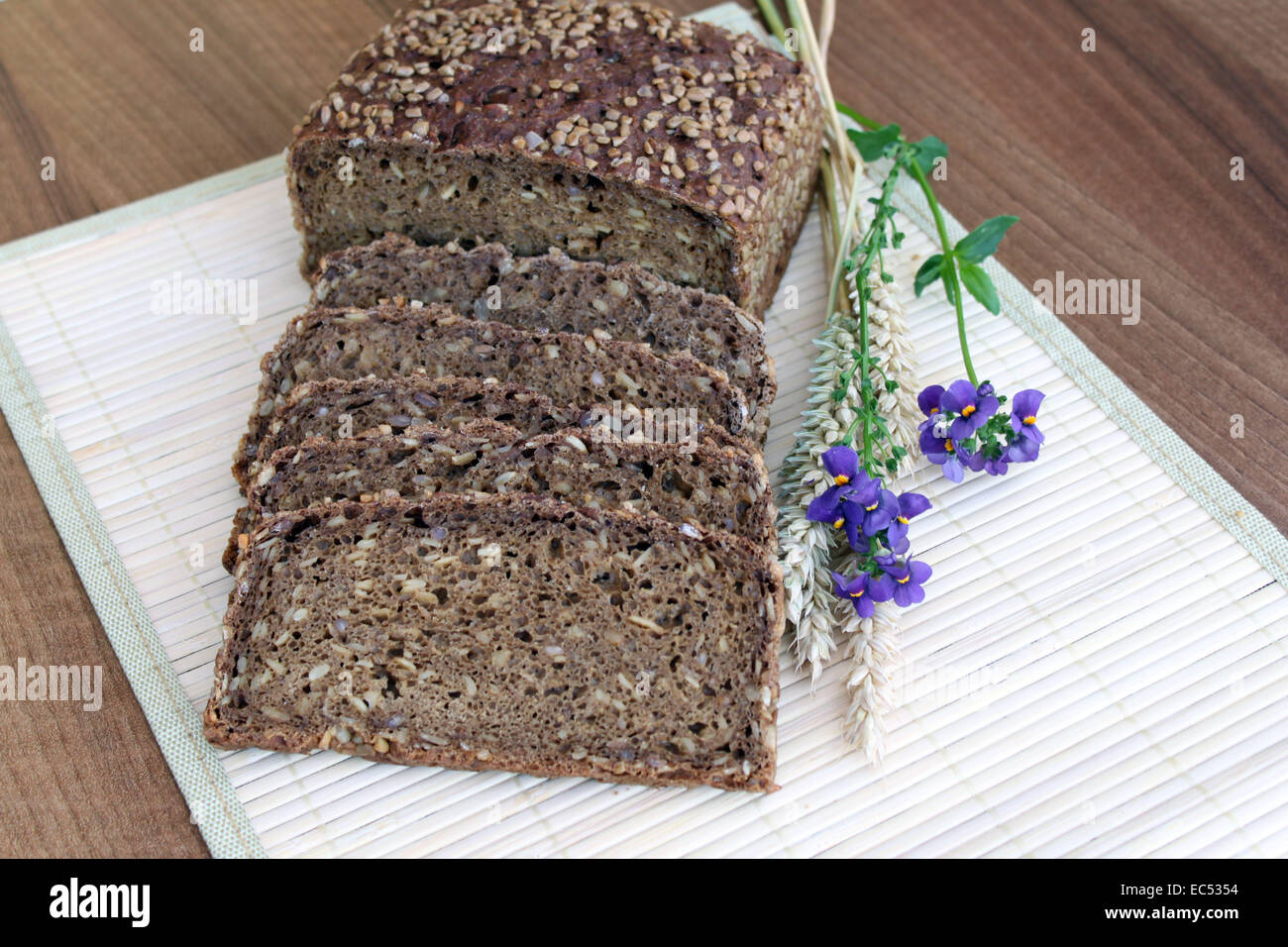 Whole wheat bread Stock Photo - Alamy