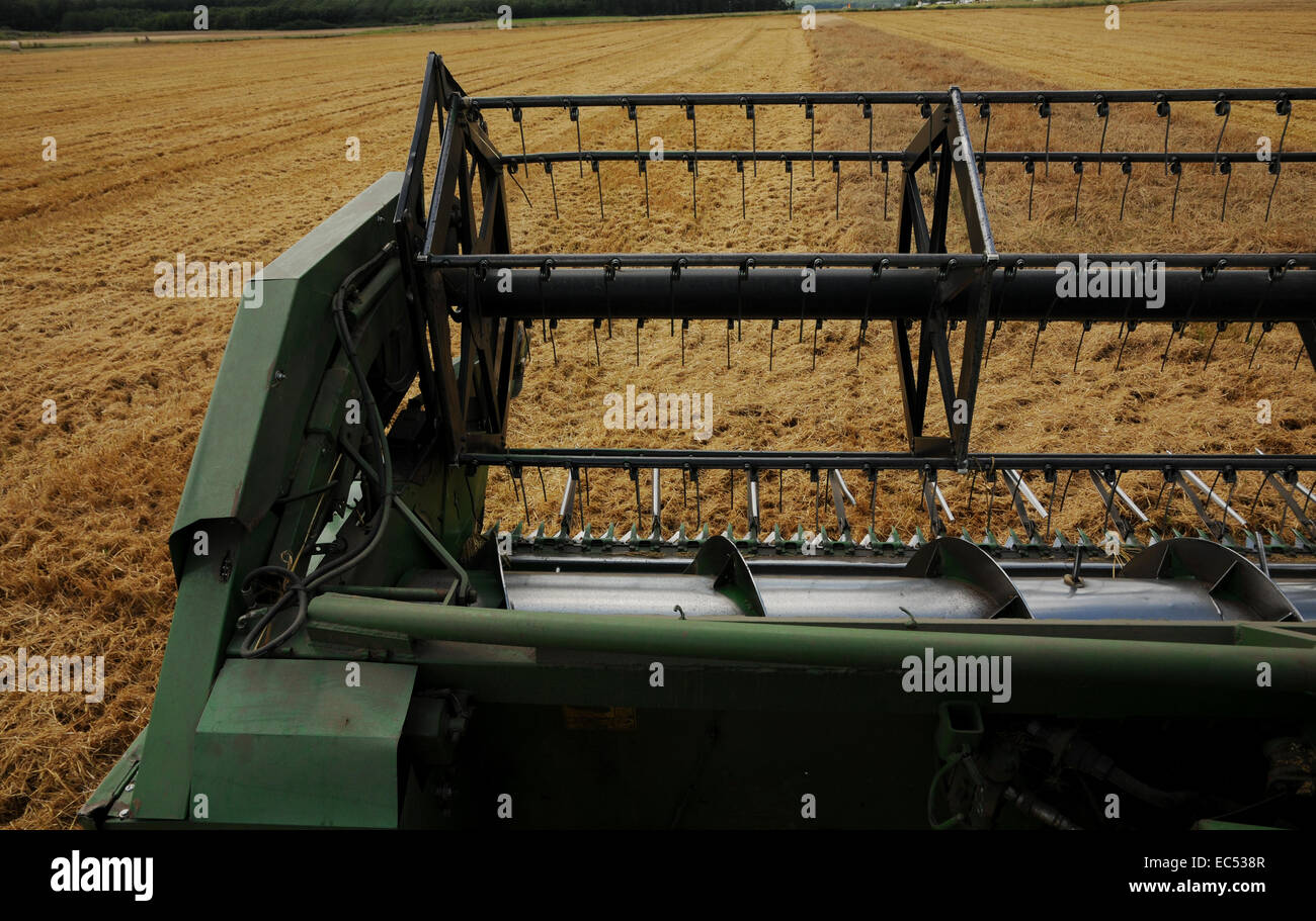 Combine items hi-res stock photography and images - Alamy