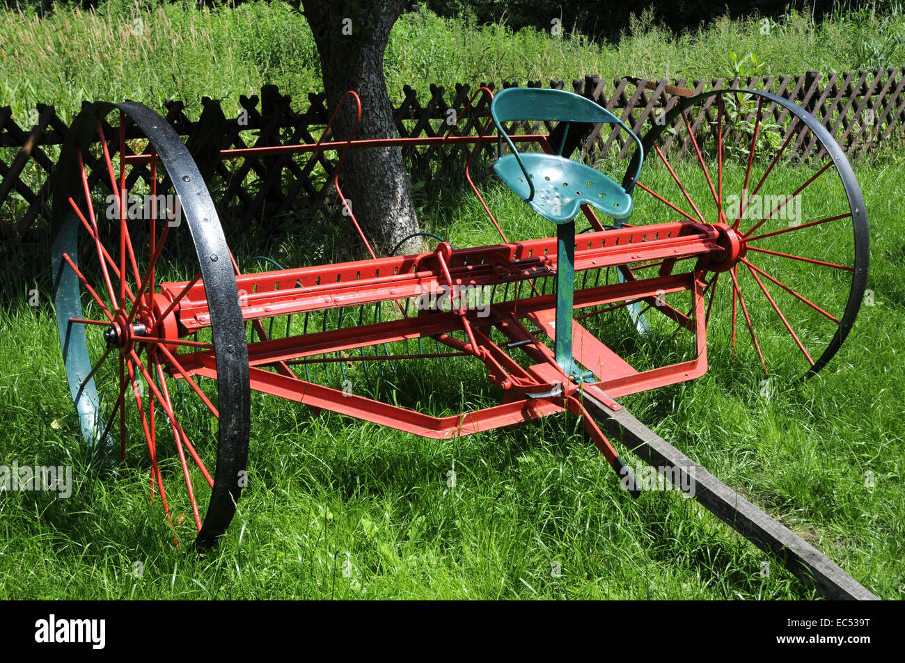Tedders hi-res stock photography and images - Alamy