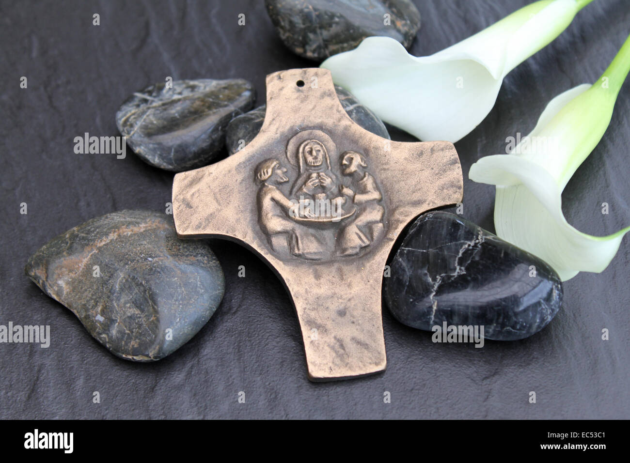 Cross with figure of the Holy Communion Stock Photo - Alamy