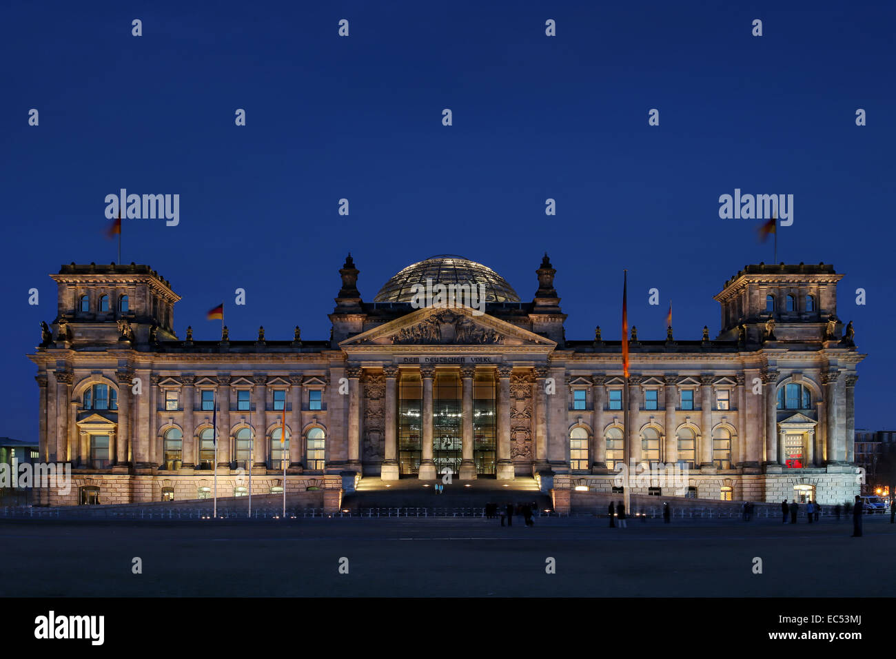 German Reichstag to the blue hour Stock Photo - Alamy