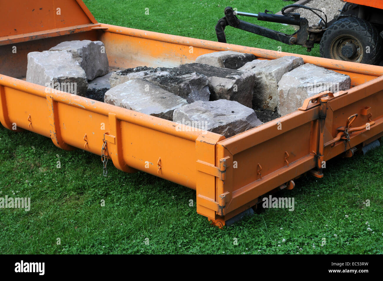 Container blocks hi-res stock photography and images - Alamy