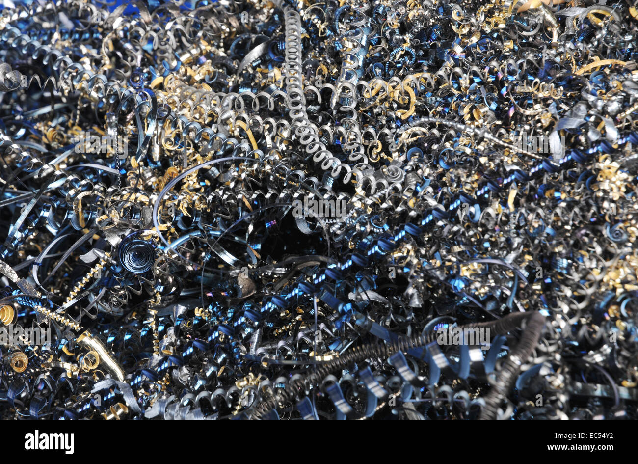 Metal turnings hi-res stock photography and images - Alamy