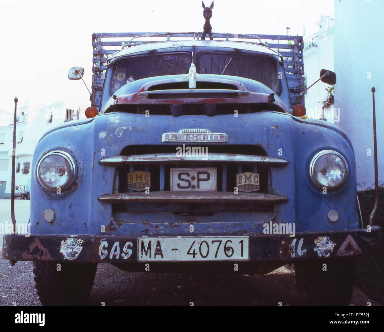 Old lorry hi-res stock photography and images - Alamy