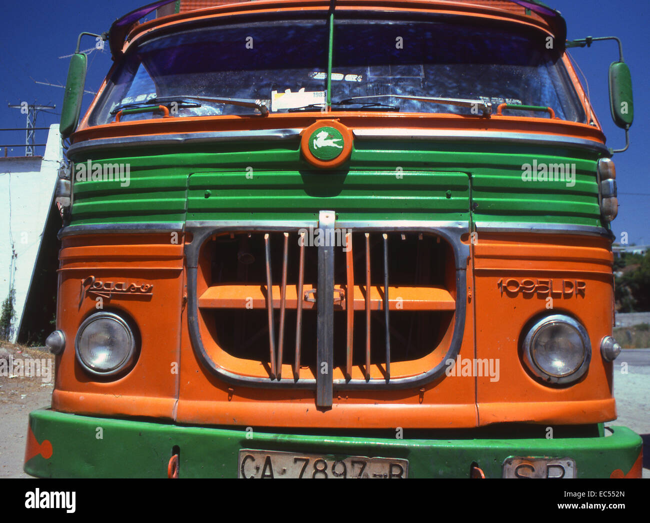 Old lorry hi-res stock photography and images - Alamy