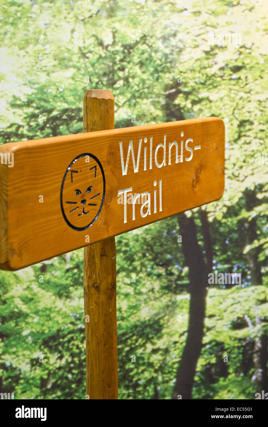 Hiking trail signs symbols on hi-res stock photography and images - Alamy