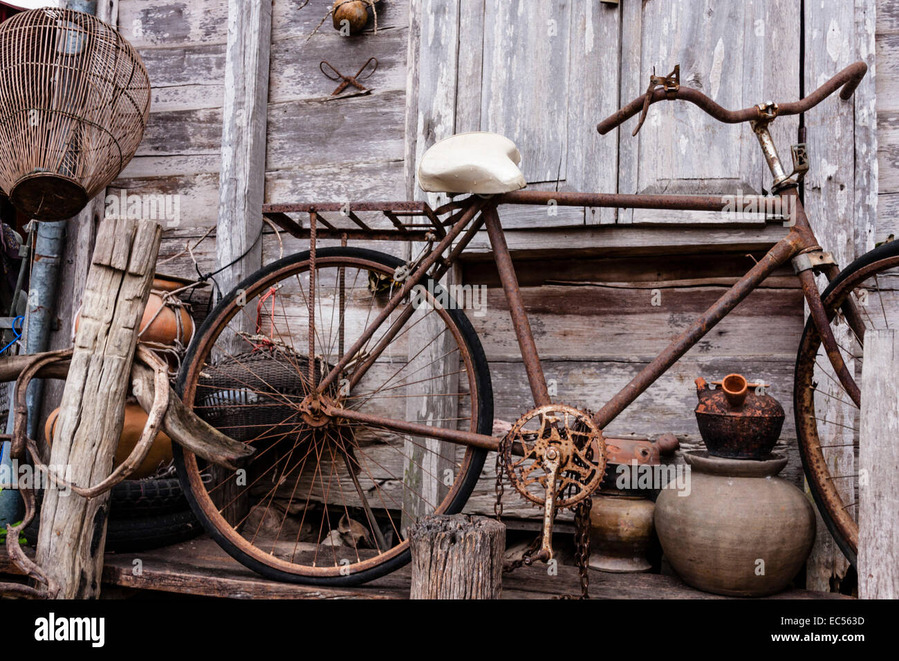Old bike hi-res stock photography and images - Alamy
