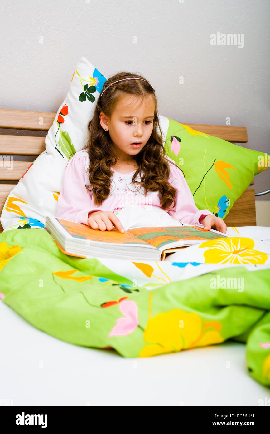 Bedroom library hi-res stock photography and images - Alamy