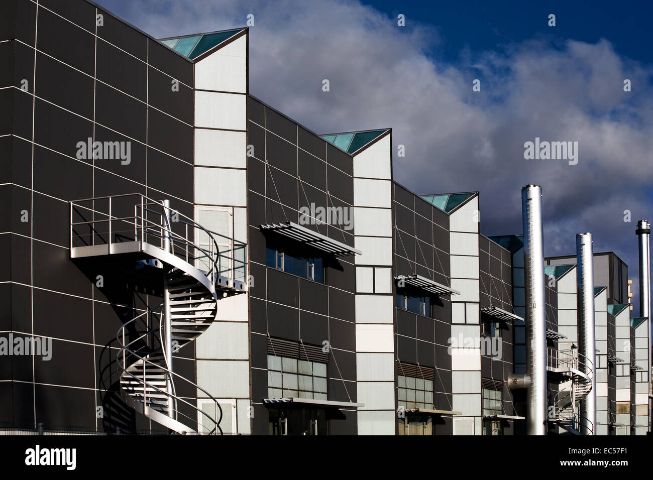 Modern Factory Exterior Stock Photos & Modern Factory Exterior Stock ...