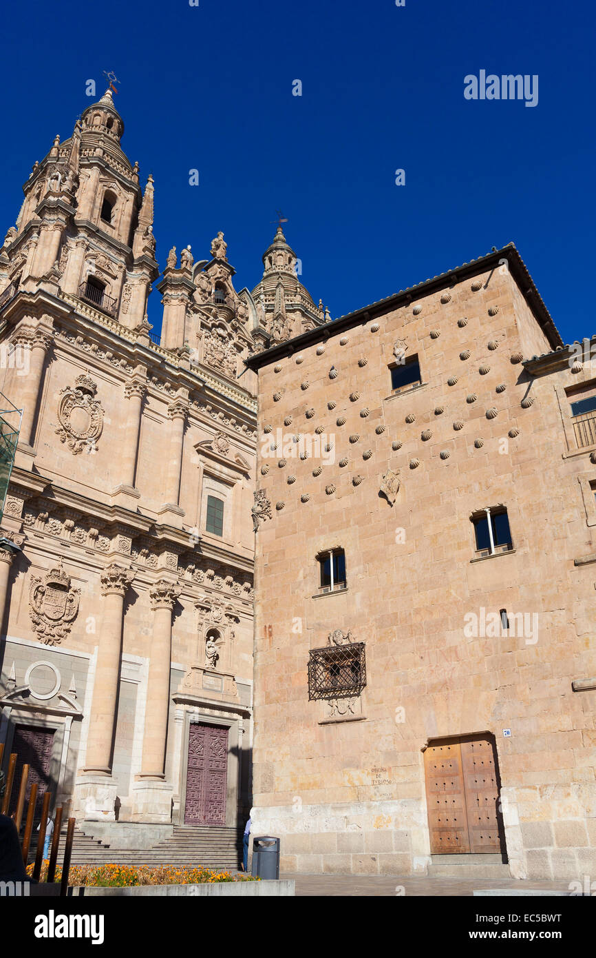 Salamanca house of shells hi-res stock photography and images - Alamy