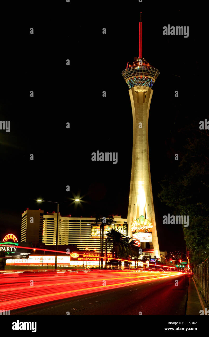 Las vegas nevada paradise stratosphere hi-res stock photography and ...