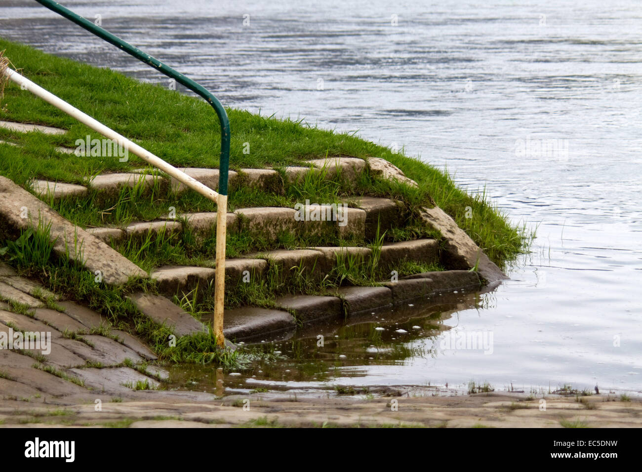 stairs into water Stock Photo - Alamy