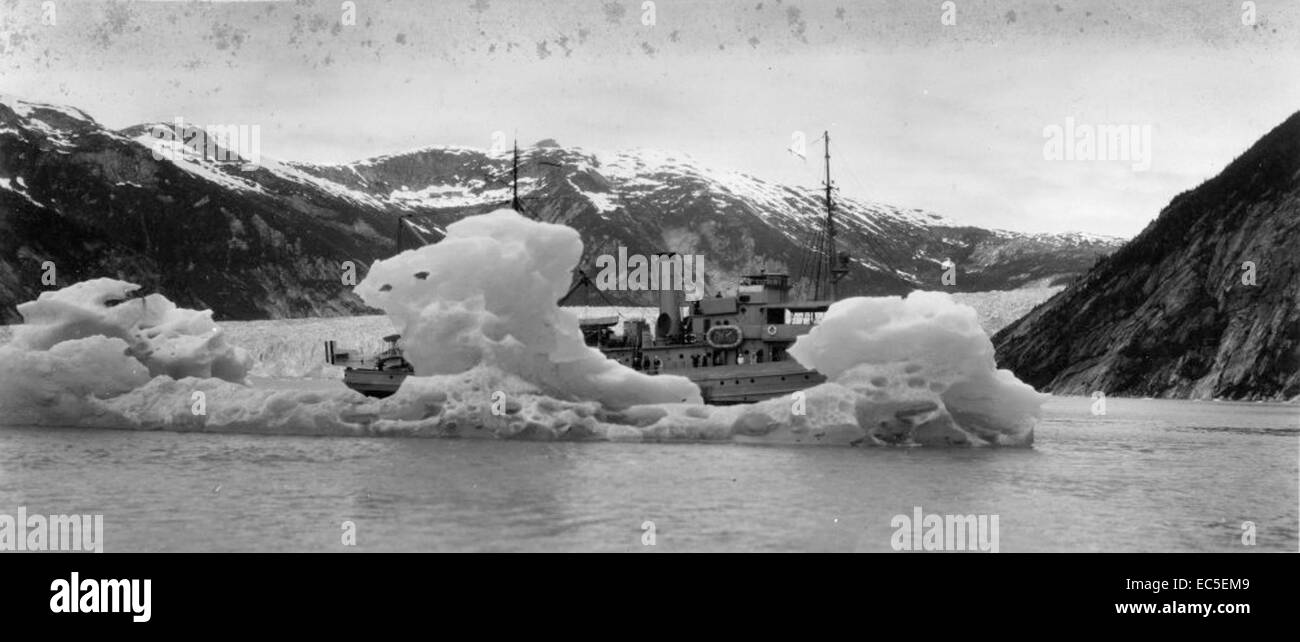 This image shows the AL-92 aircraft during its use in an aerial survey ...