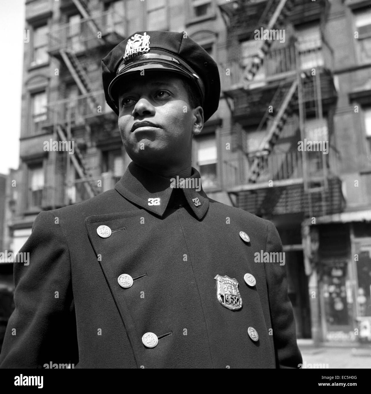Harlem Policeman - badge number 19687. New York, New York. May 1943 ...