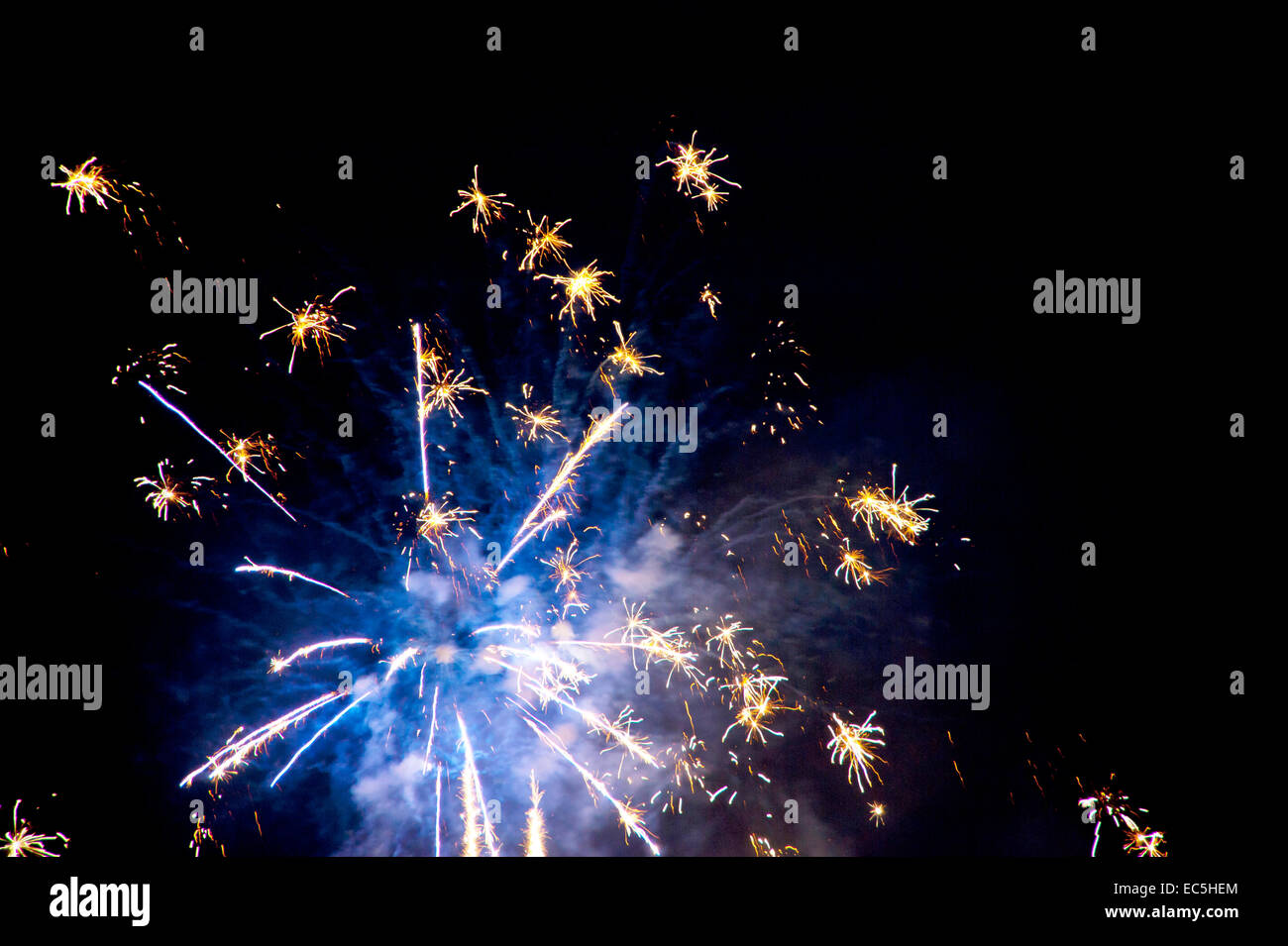 Fireworks structure hi-res stock photography and images - Alamy