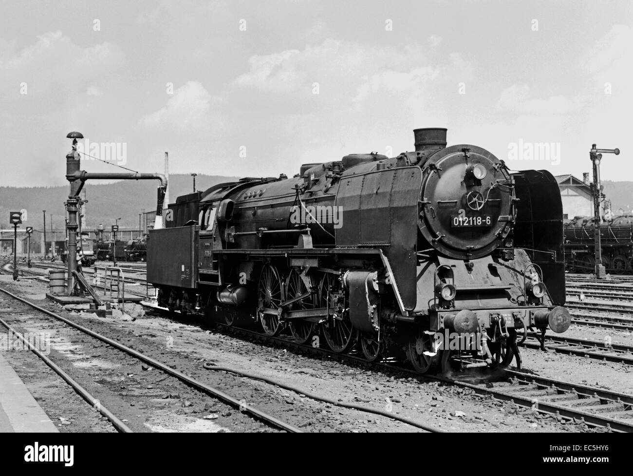 German class 01 steam locomotive hi-res stock photography and images ...