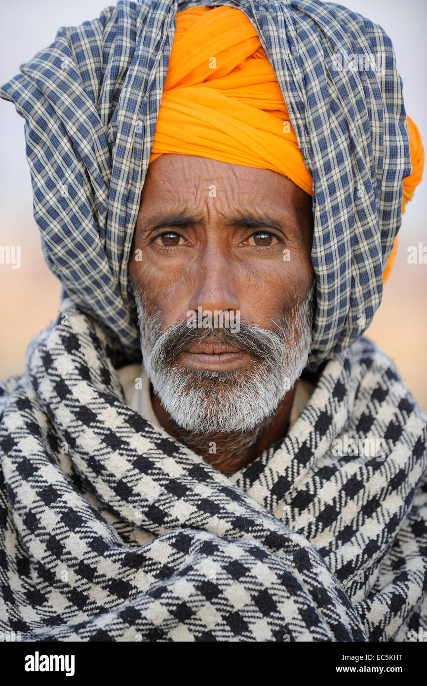 Indian man portrait Stock Photo - Alamy