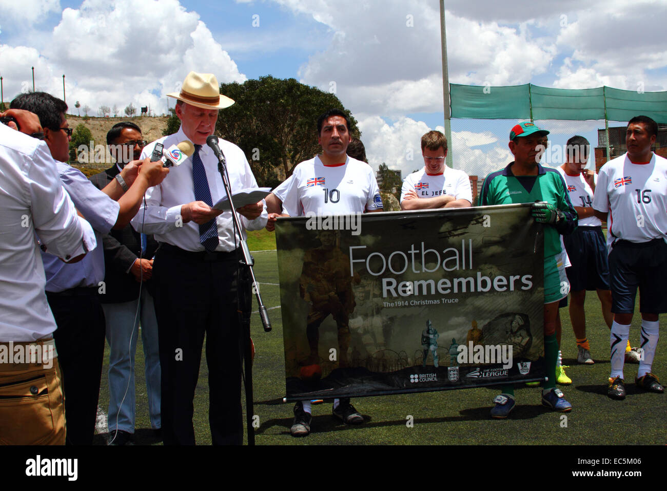 Christmas truce 1914 football hi-res stock photography and images - Alamy