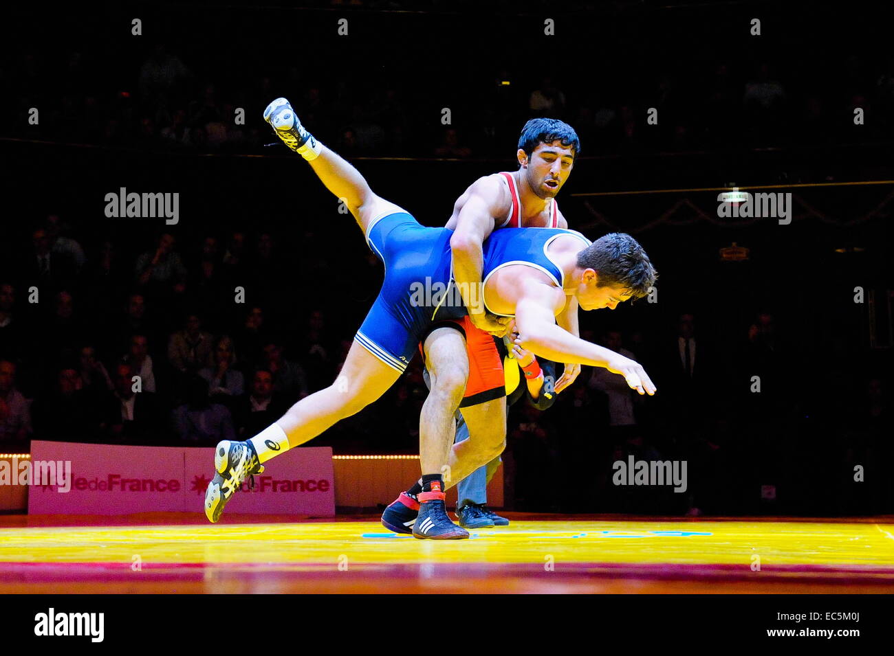 Olympique lutte hi-res stock photography and images - Alamy
