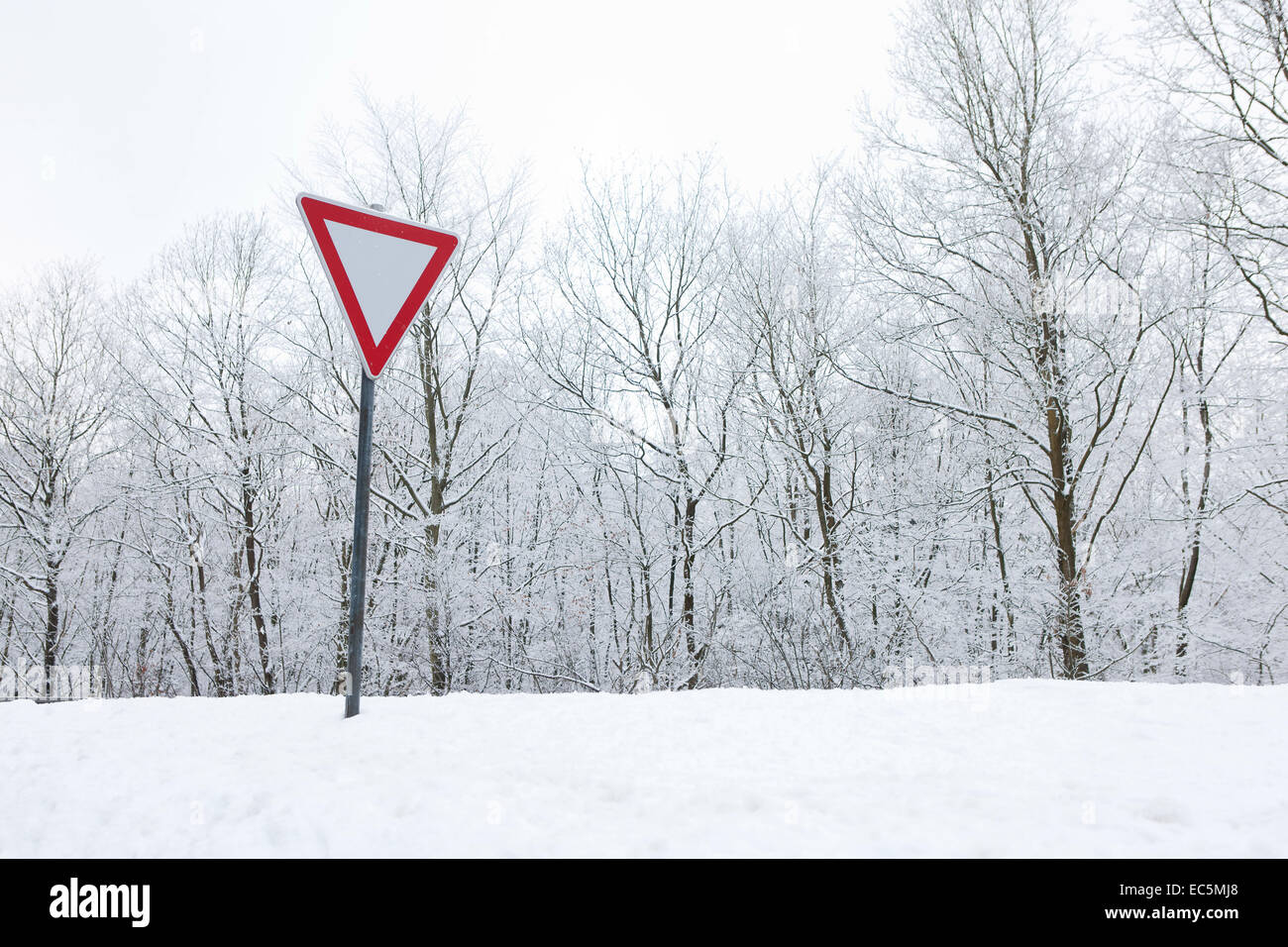 Right of way Stock Photo - Alamy