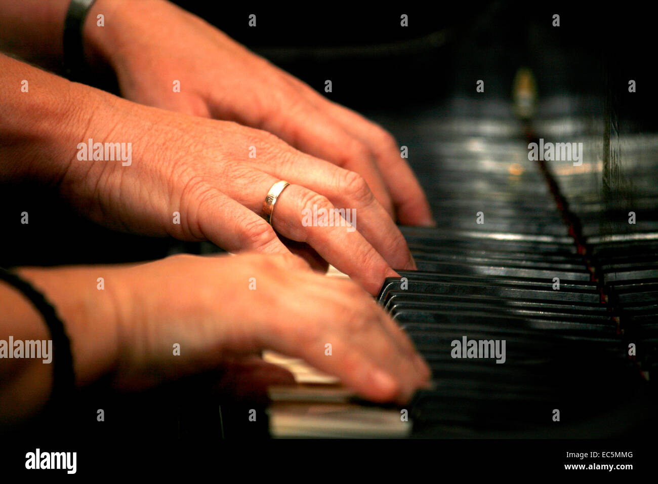 Four people sound hi-res stock photography and images - Alamy